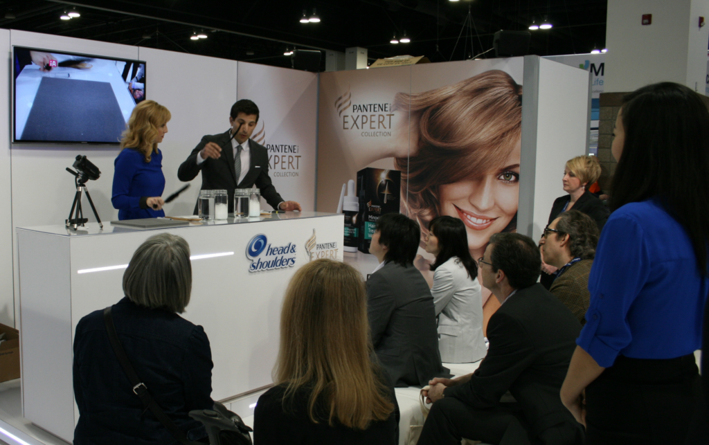 How to Manage Crowds & Interactions at Booths in Las Vegas?